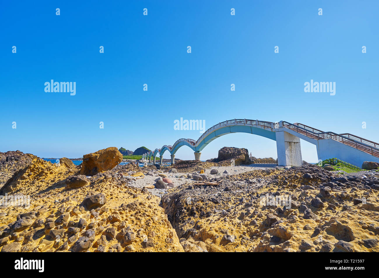 Sanxiantai hi-res stock photography and images - Alamy