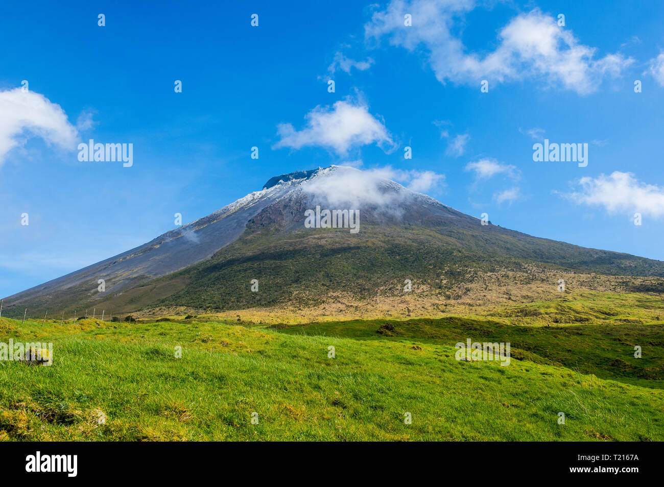 Ponta do pico hi-res stock photography and images - Alamy