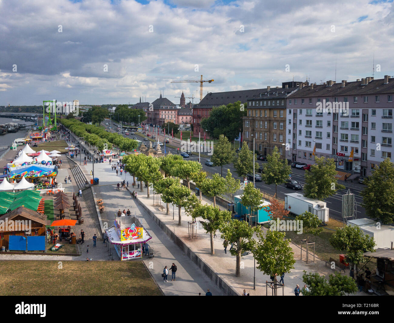 Volksfest funfair hi-res stock photography and images - Alamy