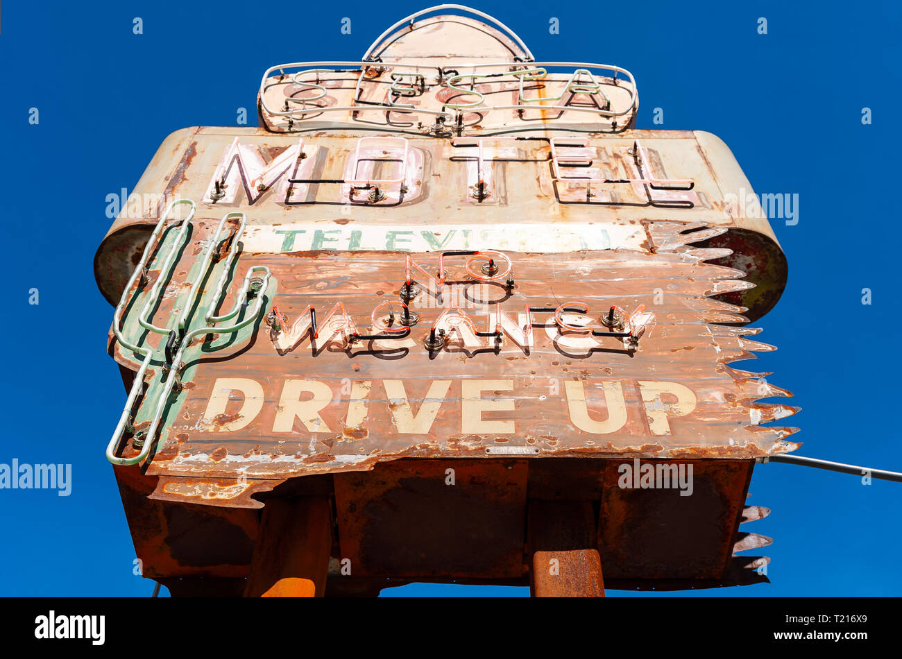 GLOW, art installation of neon signs from 1925-1970, on the Rose ...