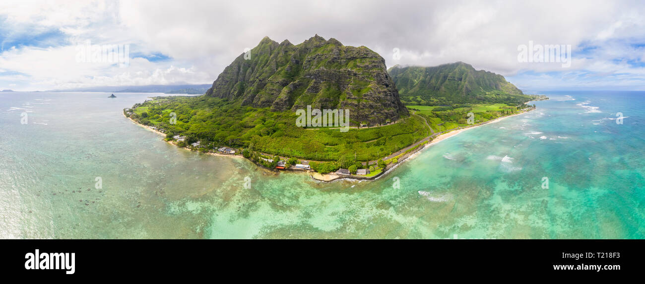 Kualoa point hi-res stock photography and images - Alamy