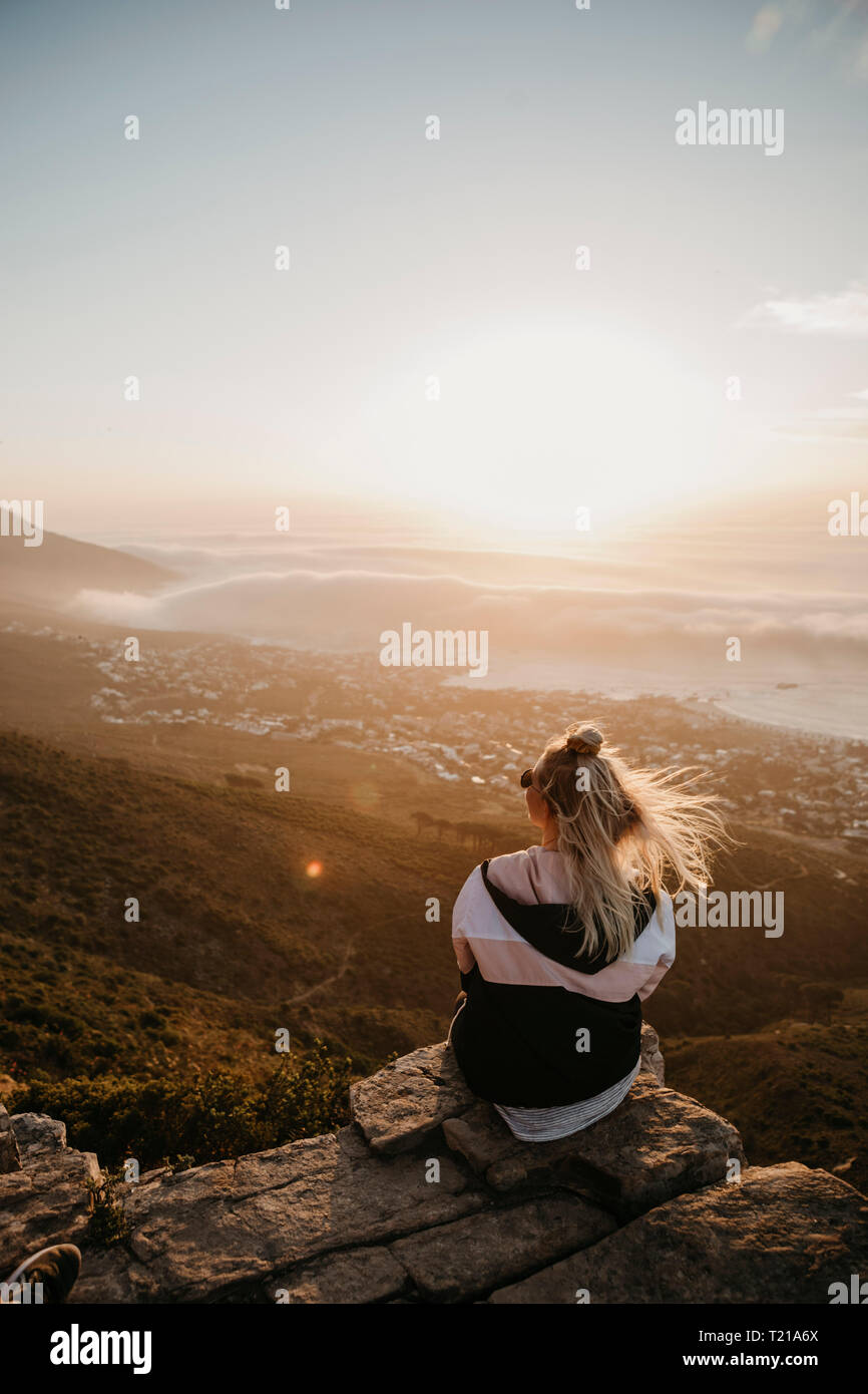 Kloof nek hi-res stock photography and images - Alamy