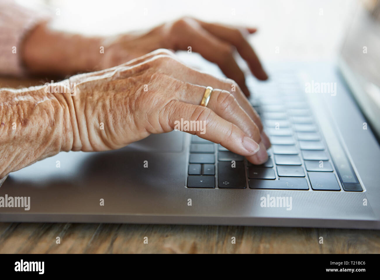 Typing keyboard hi-res stock photography and images - Alamy