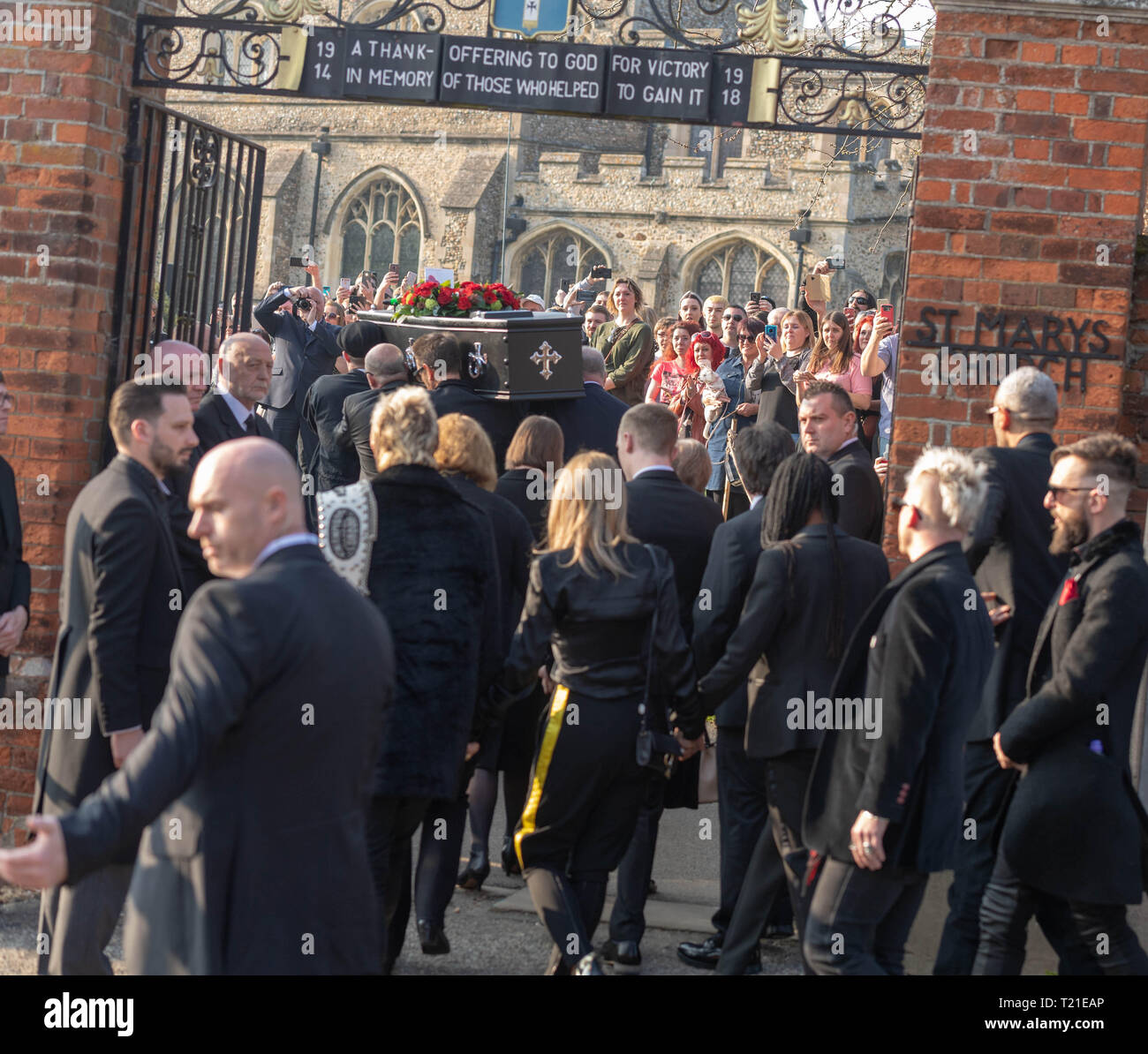 Braintree, Essex, UK. 29th Mar 2019. Funeral of Prodigy frontman Keith ...