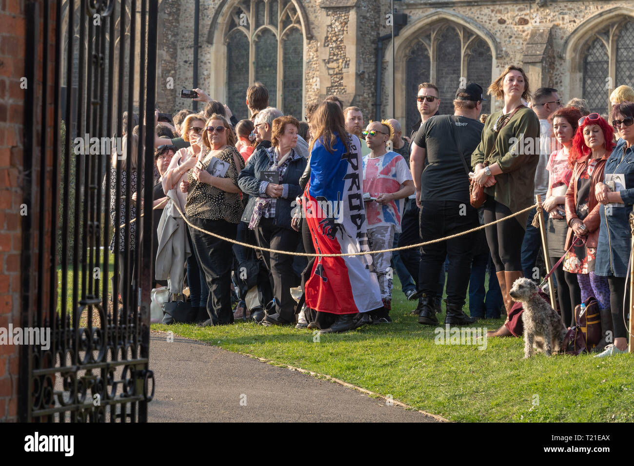Funeral st marys church hi-res stock photography and images - Alamy