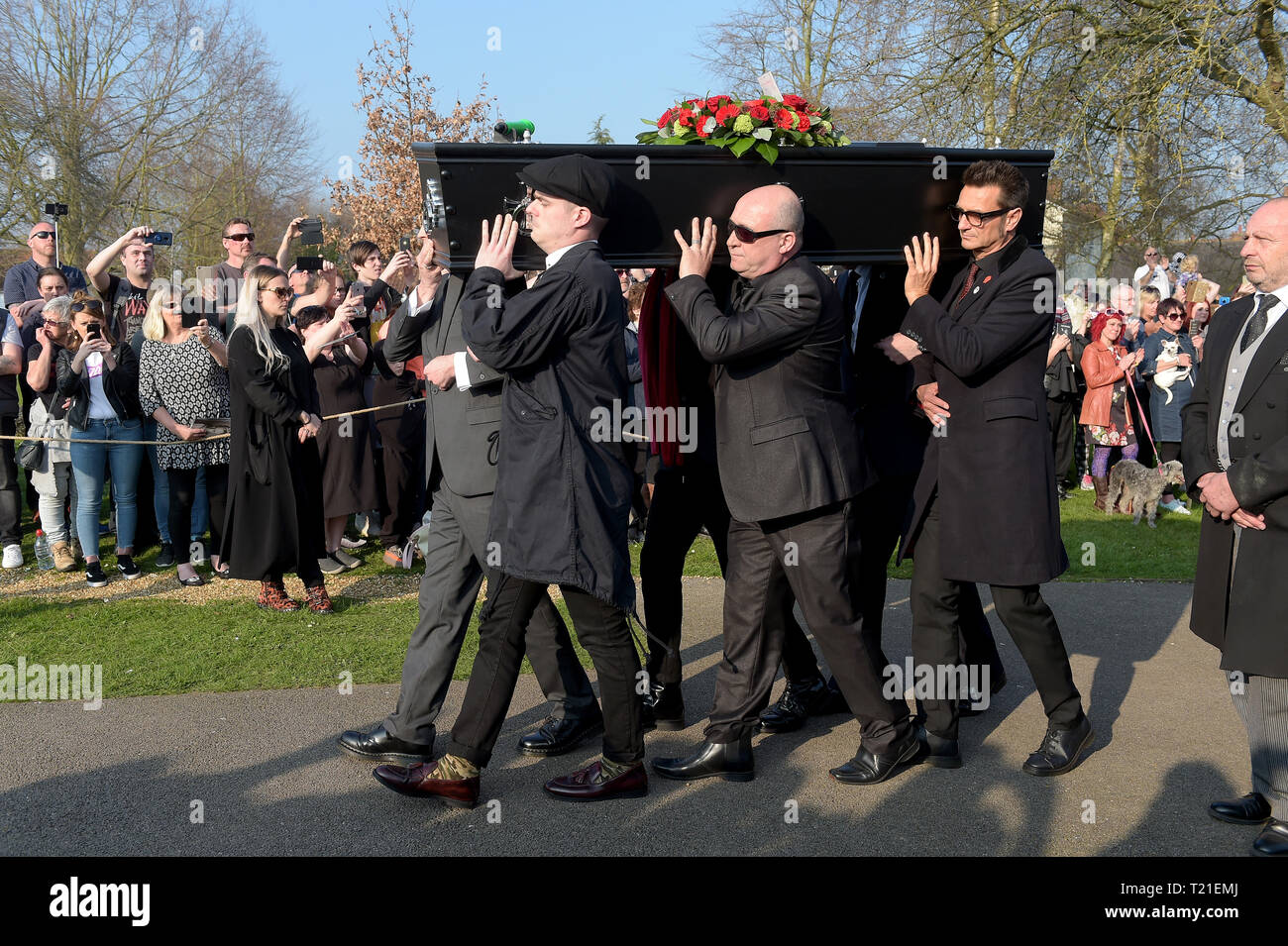 The lead singer of prodigy hi-res stock photography and images - Alamy