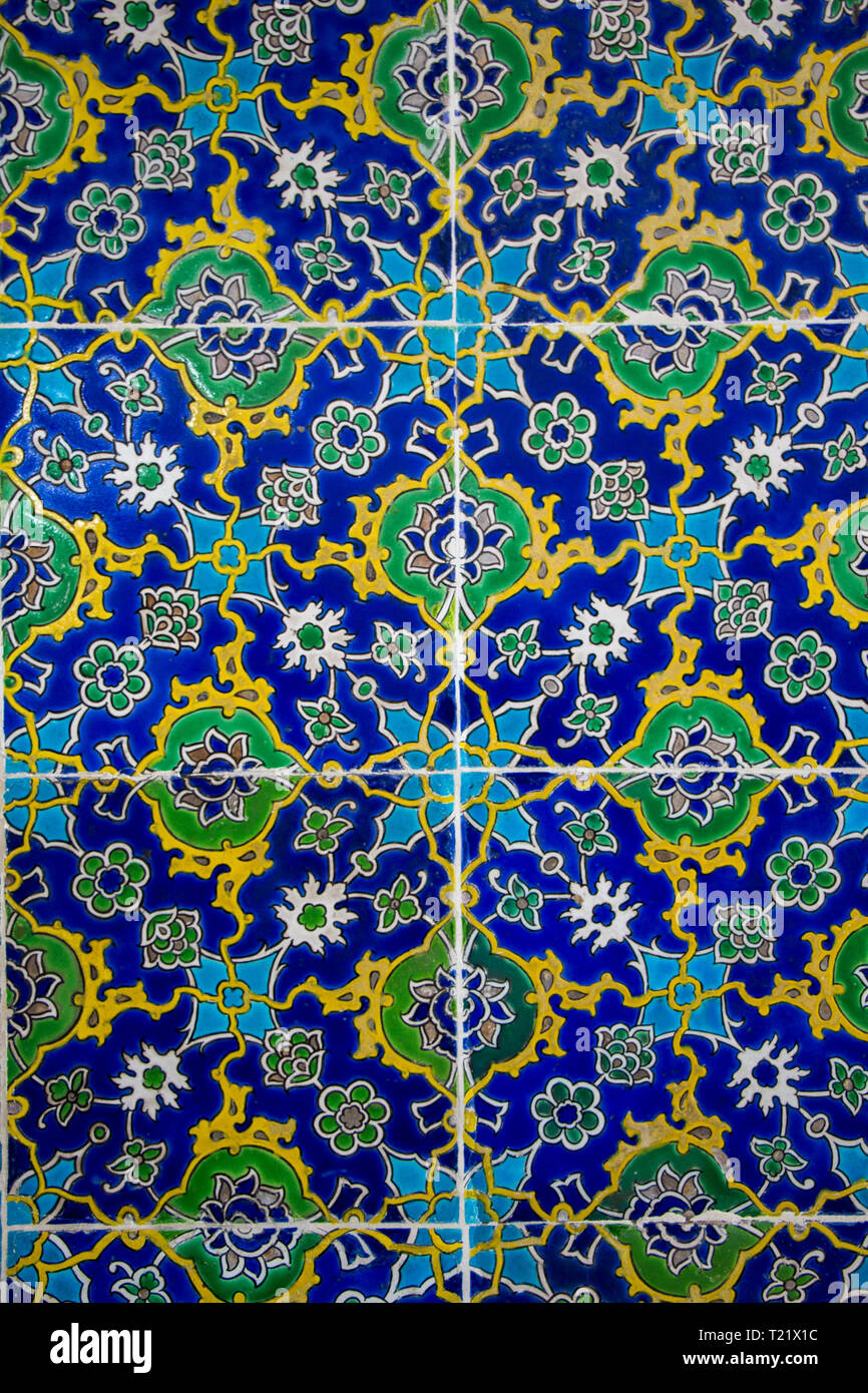 Ottoman time Turkish Tiles with patterns Stock Photo - Alamy