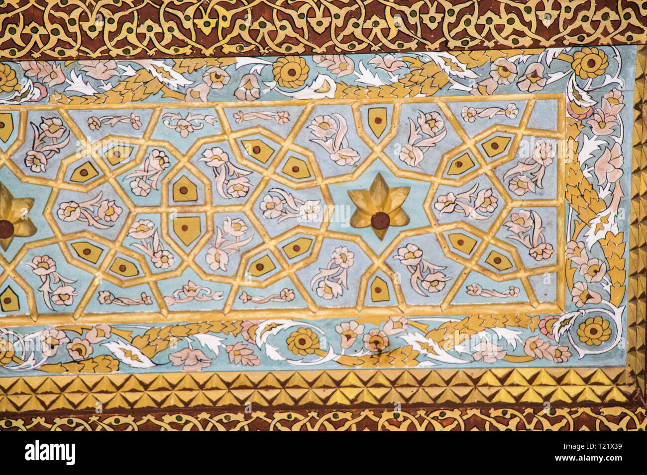 Floral art pattern example of the Ottoman time Stock Photo - Alamy