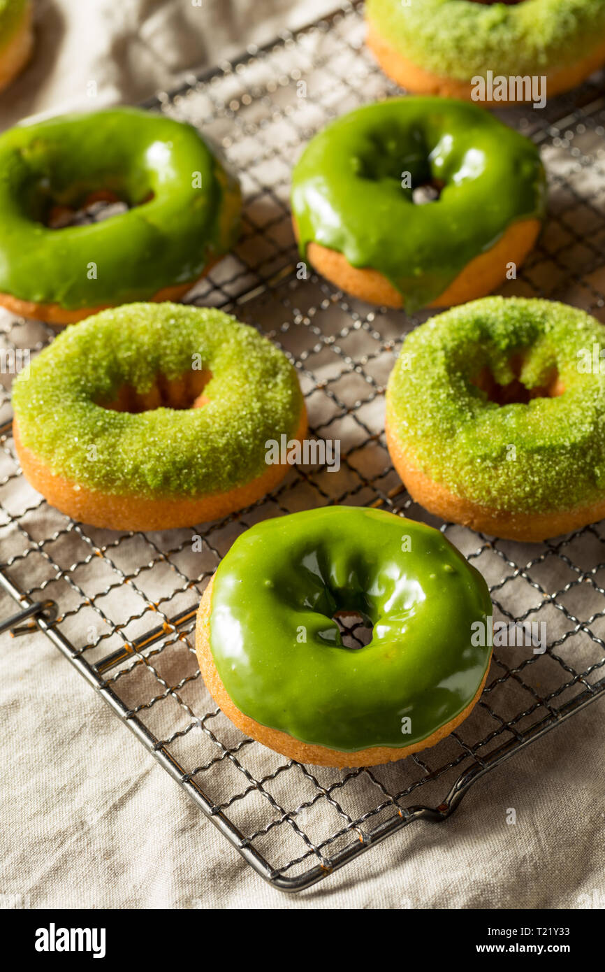 Matcha donut hi-res stock photography and images - Alamy
