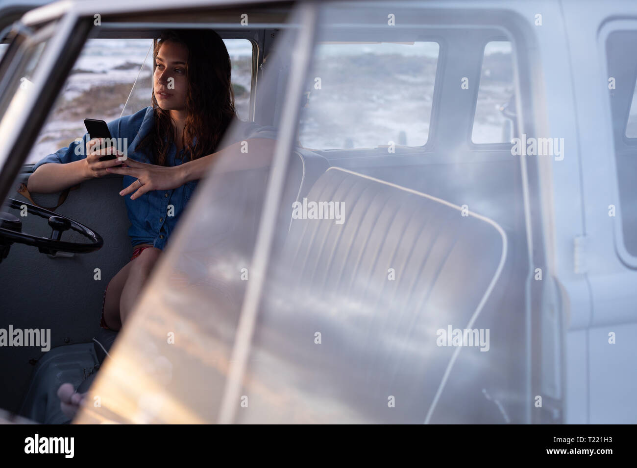 Camper van beach hi-res stock photography and images - Alamy
