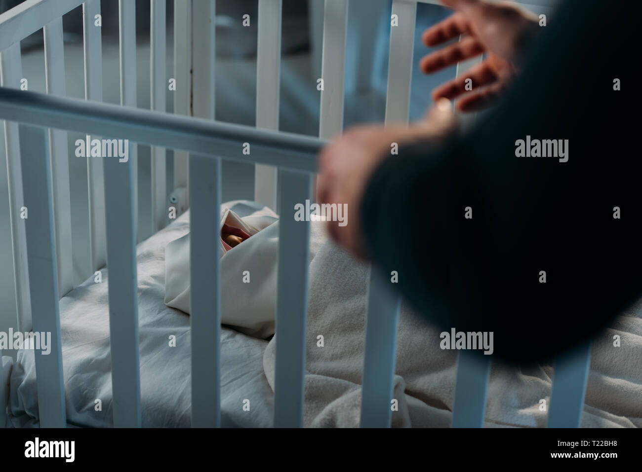 Kidnapping hi-res stock photography and images - Alamy