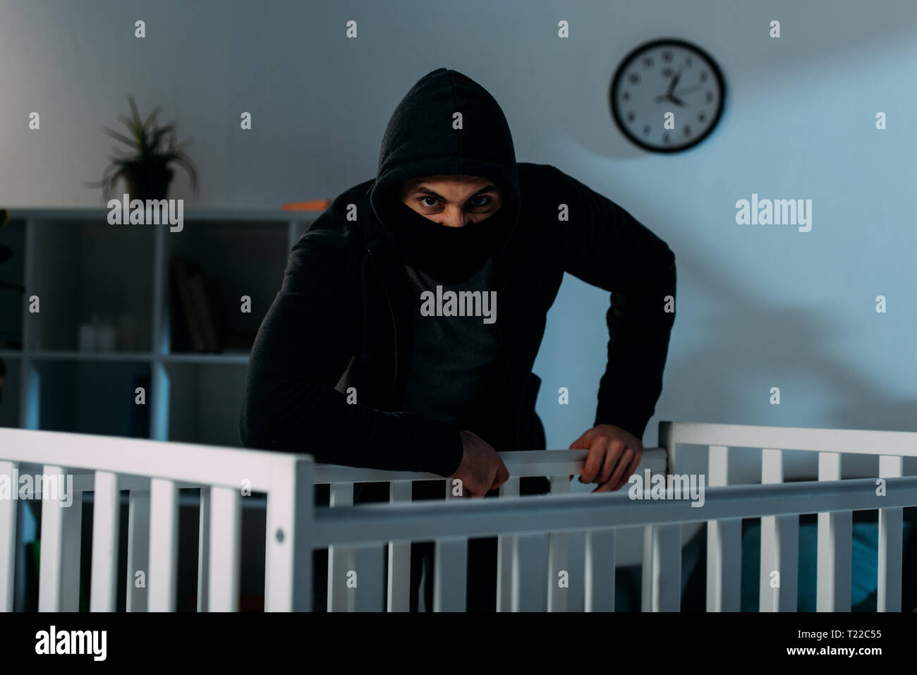 Abduction night time hi-res stock photography and images - Alamy