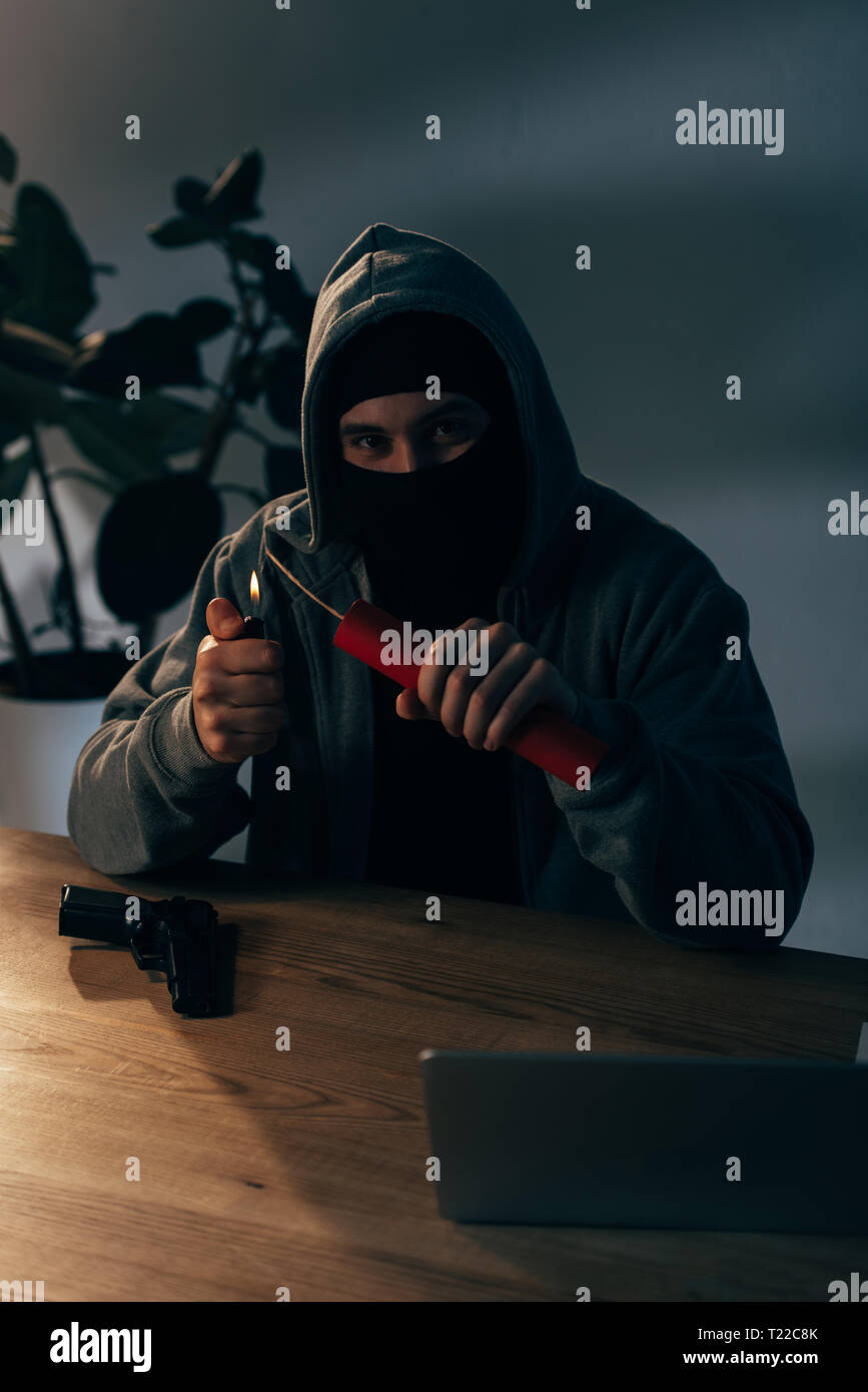 Dynamite room hi-res stock photography and images - Alamy