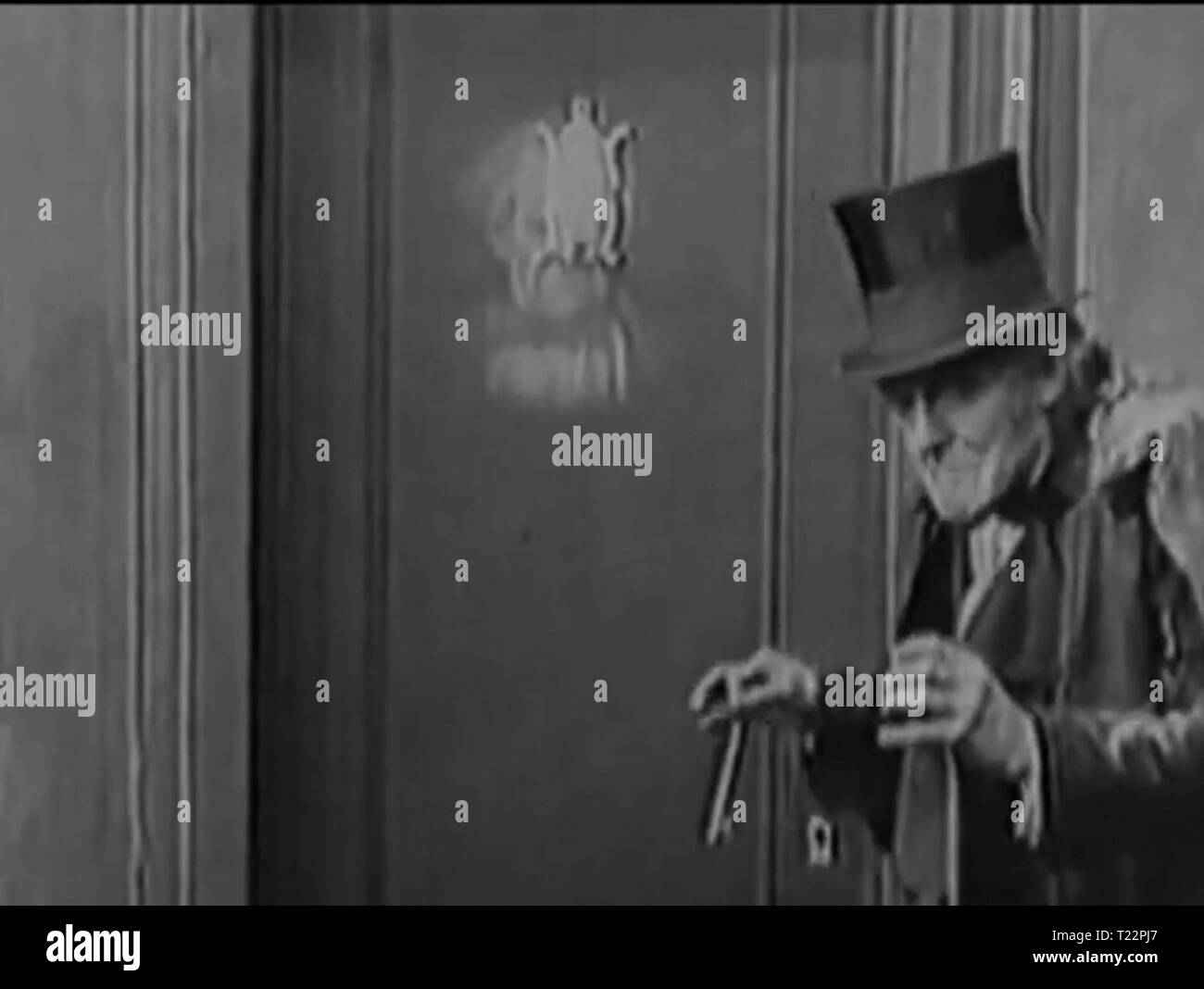 A Christmas Carol vintage screen from the 1800 Edison film Stock Photo ...