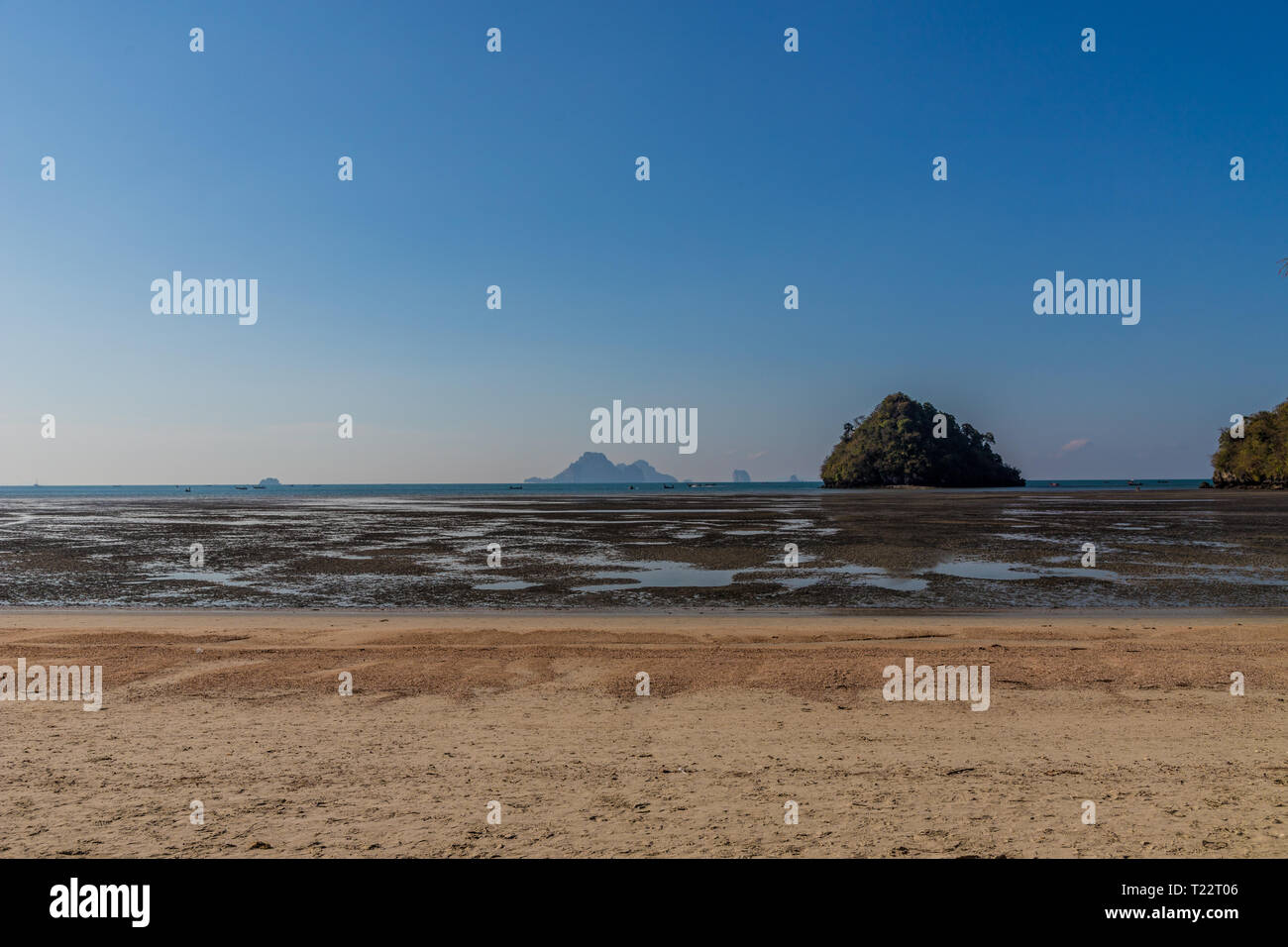 A typical island view in Thailand Stock Photo - Alamy