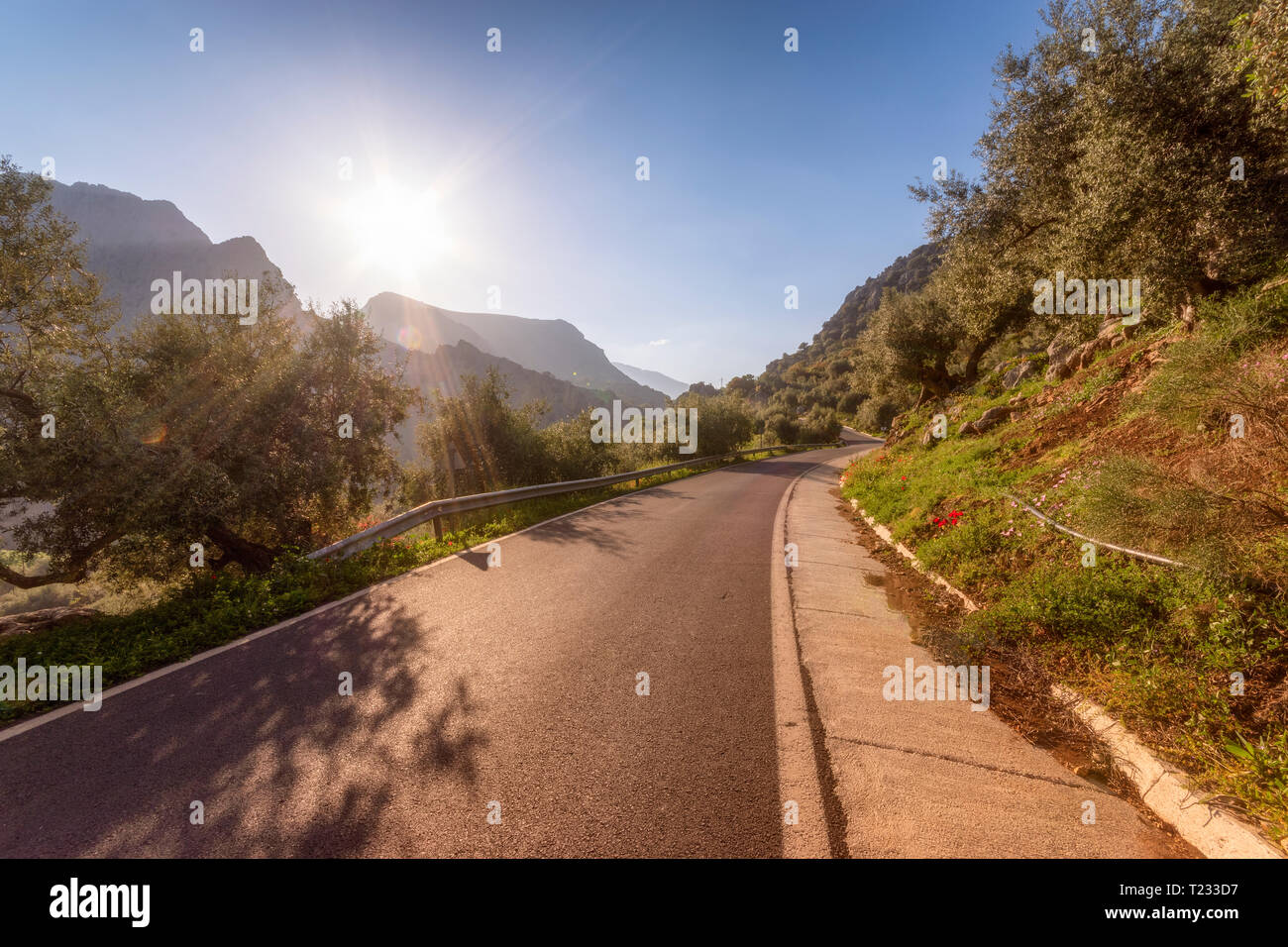 Ma road hi-res stock photography and images - Alamy