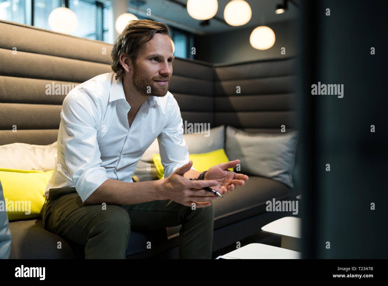 Client man hi-res stock photography and images - Alamy