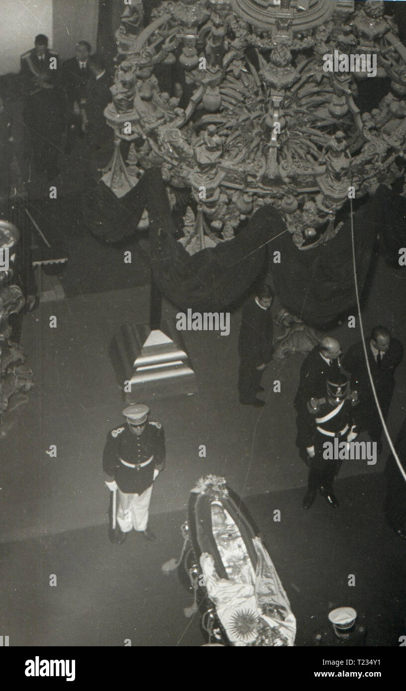 Eva peron funeral hi-res stock photography and images - Alamy