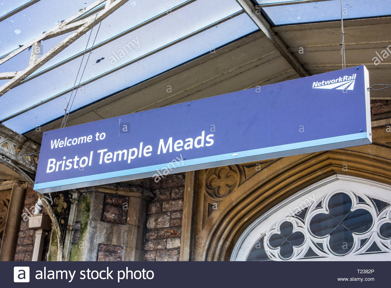 Bristol Station Sign Stock Photos & Bristol Station Sign Stock Images ...