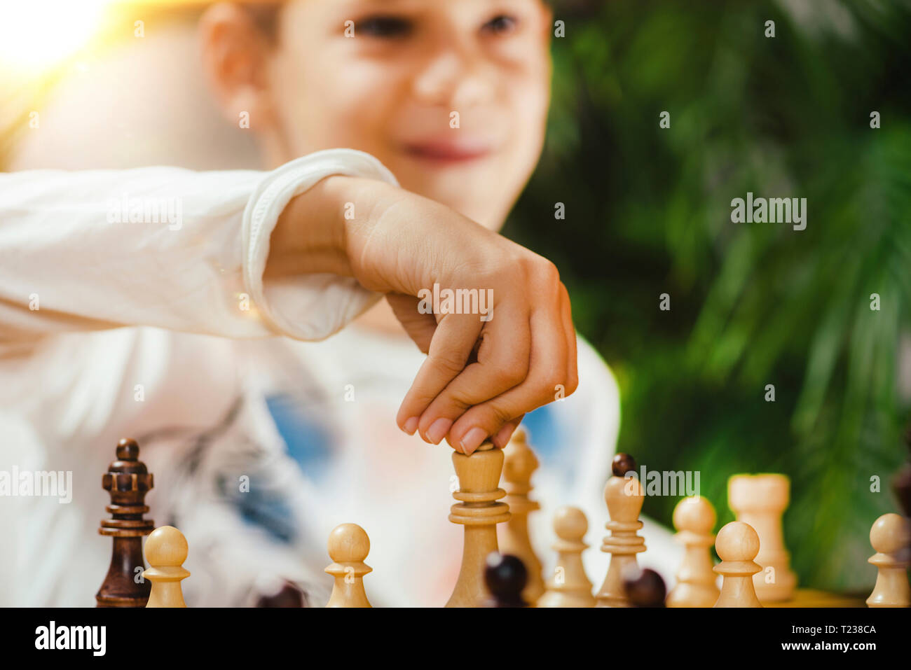 Kids chess competition hi-res stock photography and images - Alamy