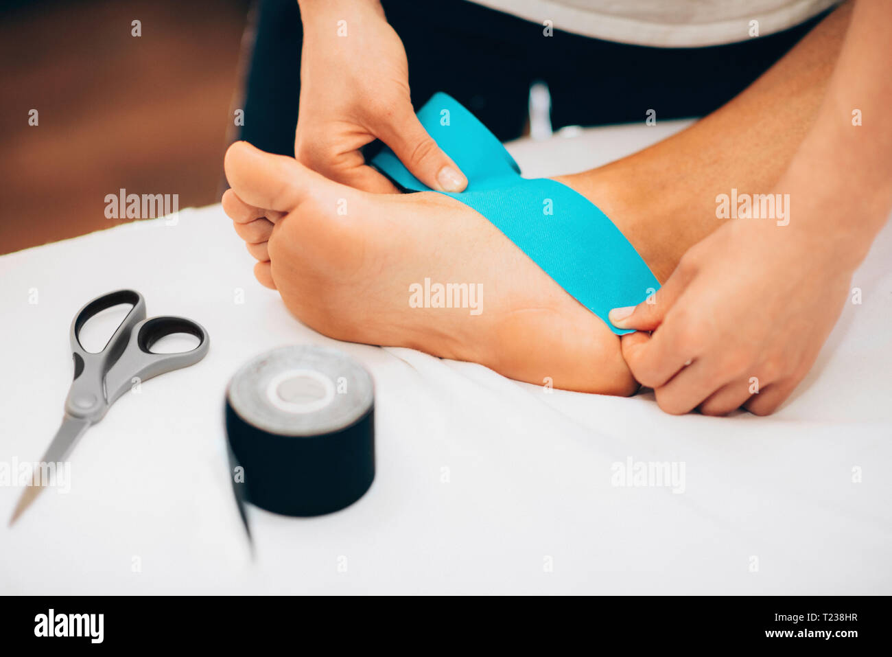 Kinesiology taping hi-res stock photography and images - Alamy