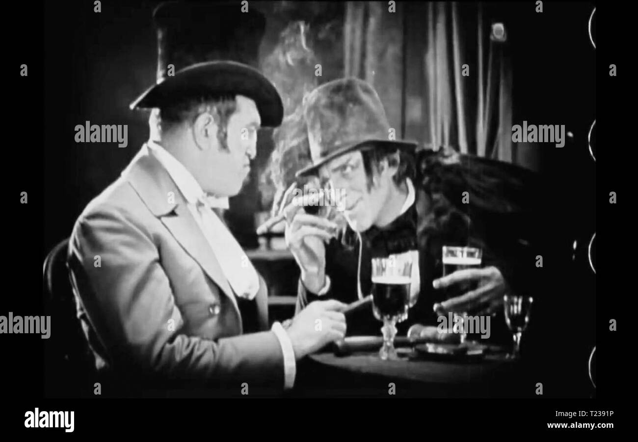 Dr Jekyll and Mr Hyde 1920 movie screen Stock Photo - Alamy