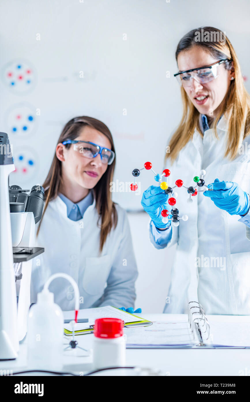 Scientific laboratory research Stock Photo - Alamy