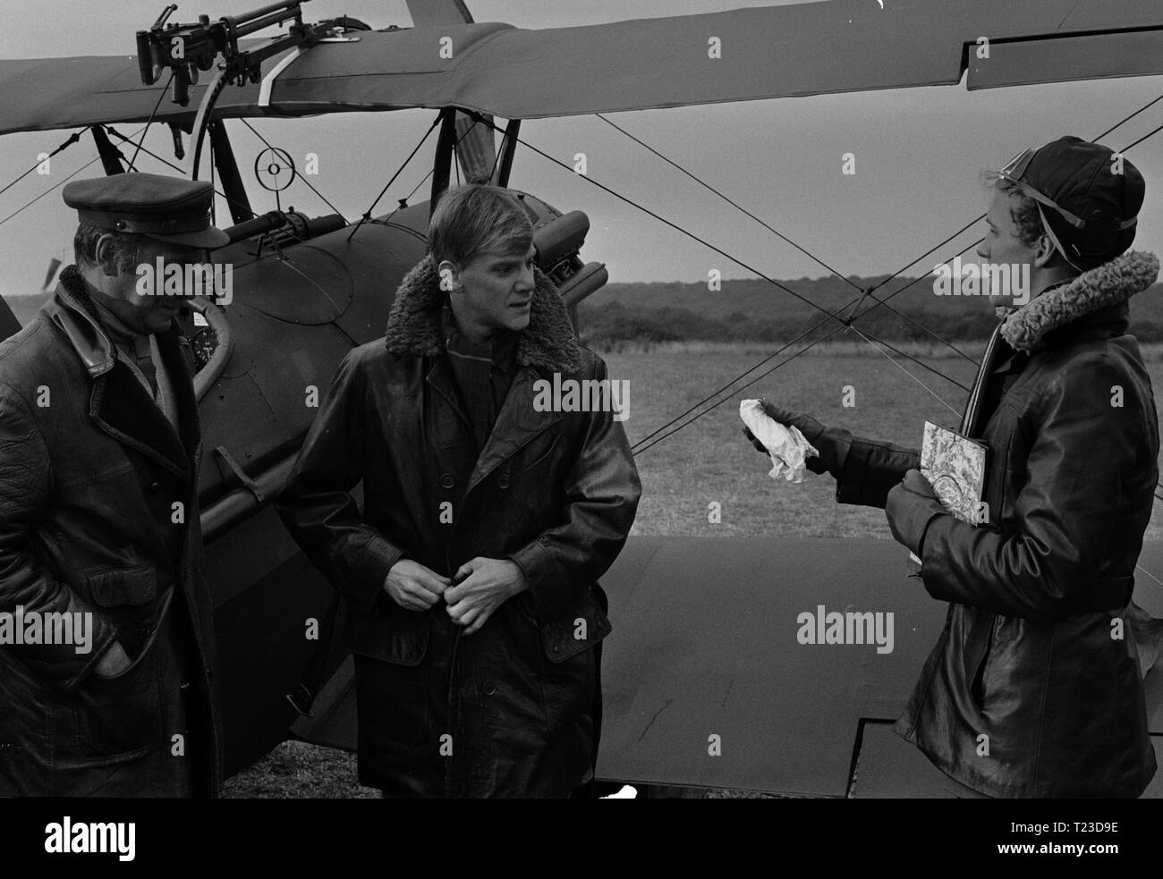 Aces High (1976) Malcolm McDowell, Christopher Plummer, Peter Firth ...