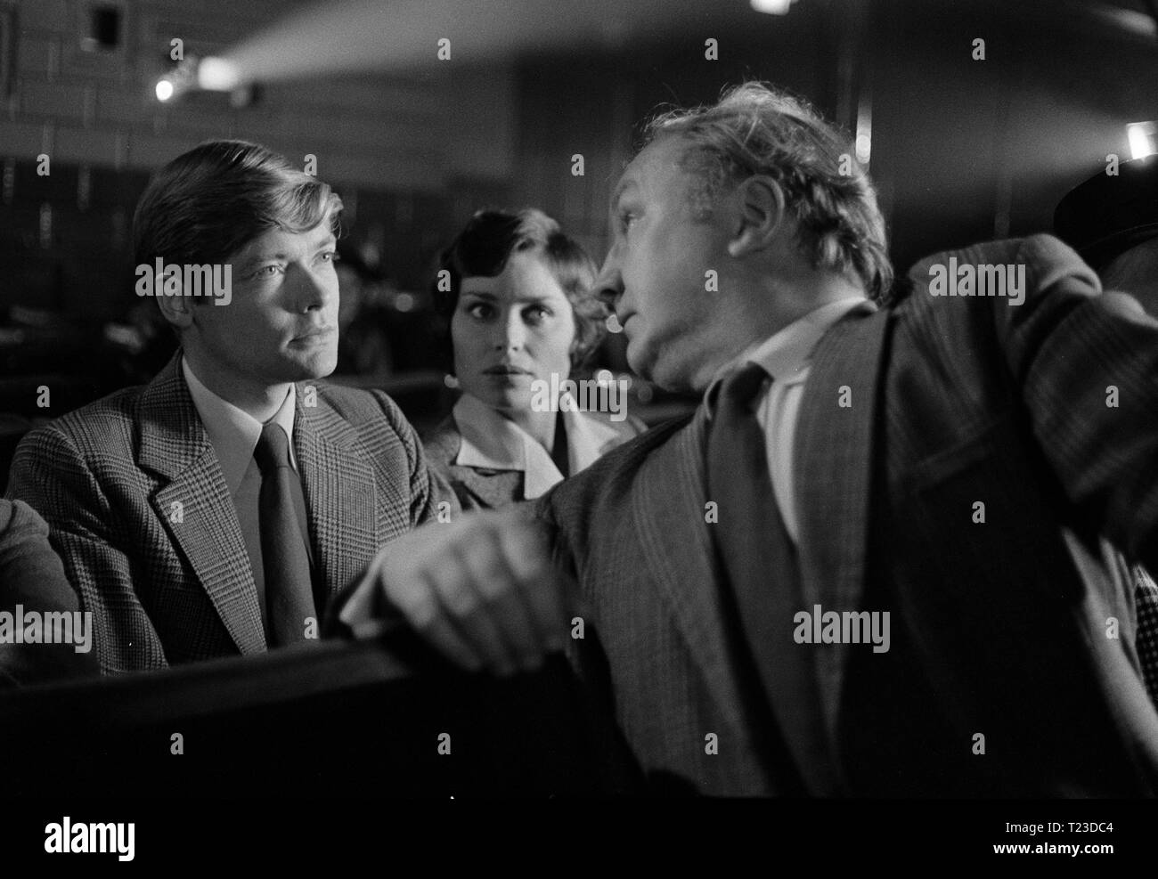 All Creatures Great and Small (1975) Simon Ward, Lisa Harrow, Date ...