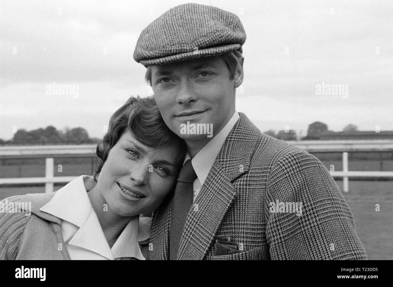 Lisa harrow hi-res stock photography and images - Alamy