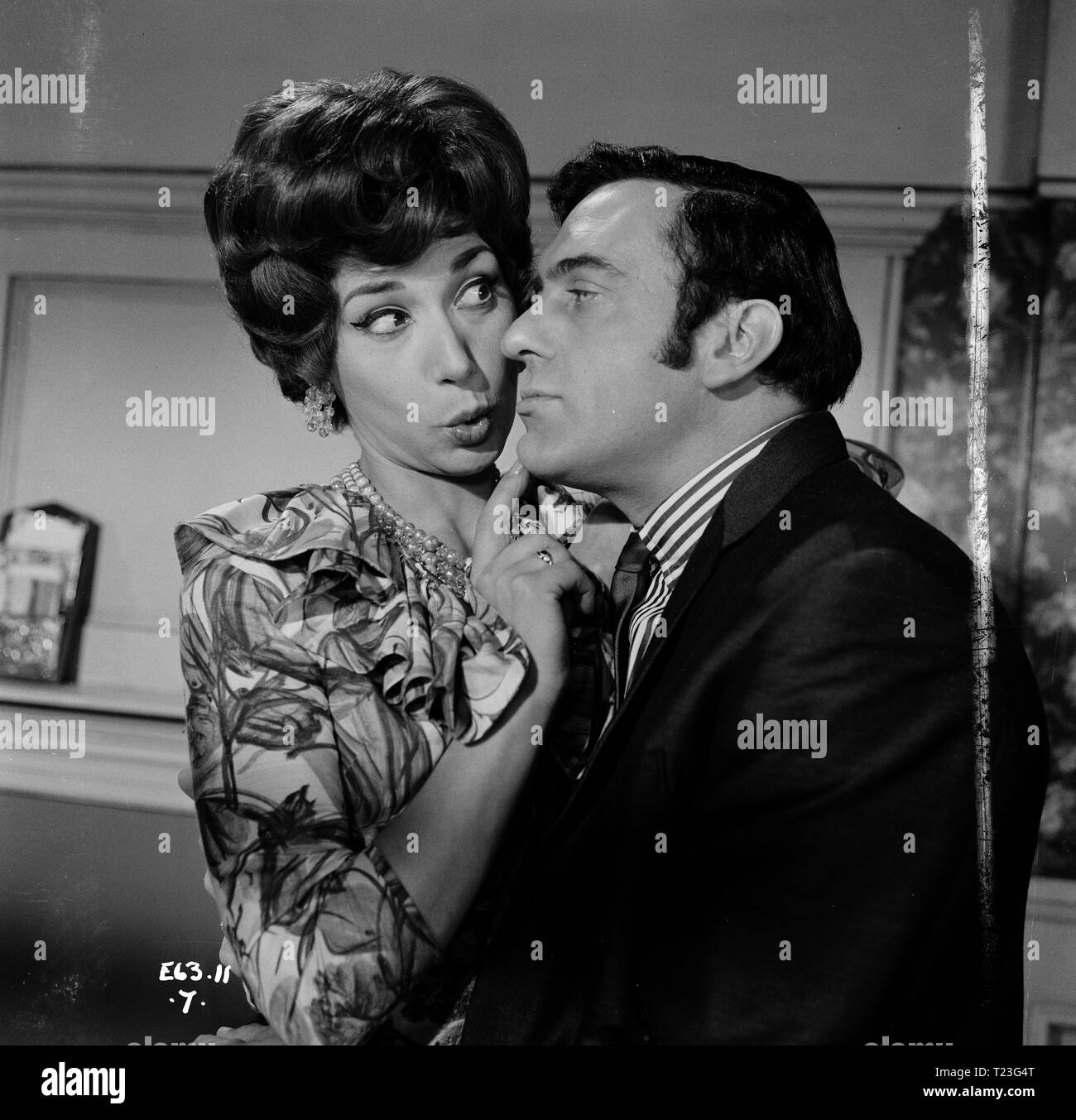 The Bargee (1964) Harry H Corbett, Miriam Karlin, Date: 1964 Stock ...