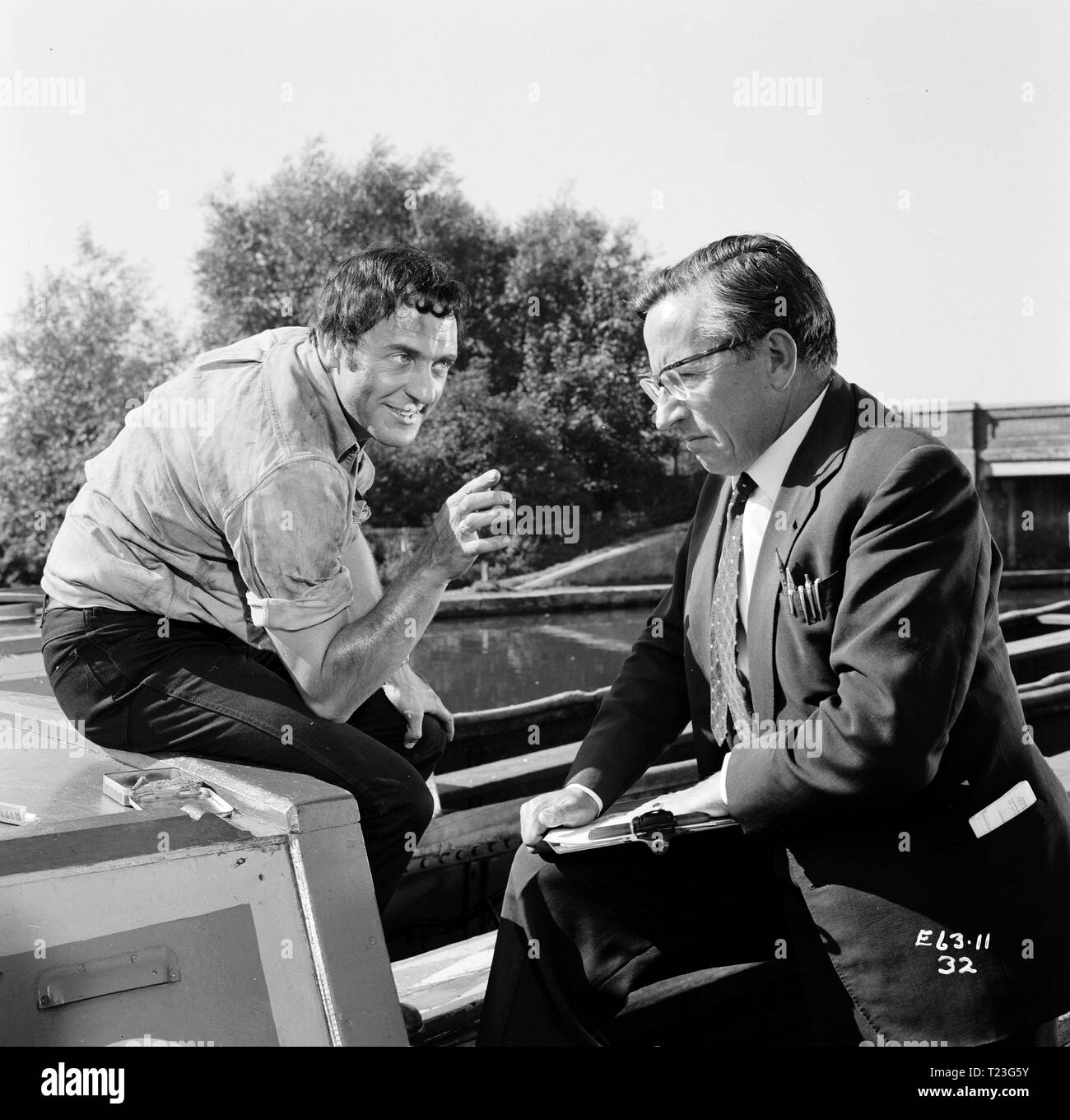 The Bargee (1964) Harry H Corbett, Eric Barker, Date: 1964 Stock Photo ...