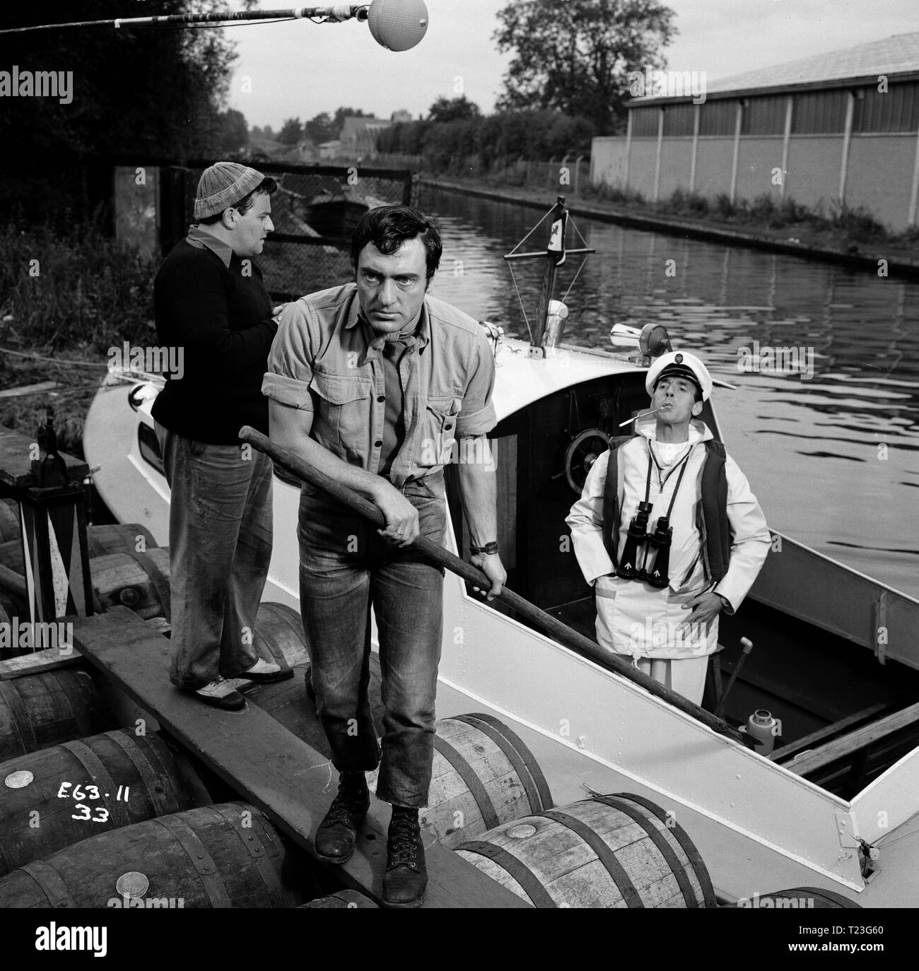 The Bargee (1964) Harry H Corbett, Eric Sykes, Ronnie Barker, Date ...