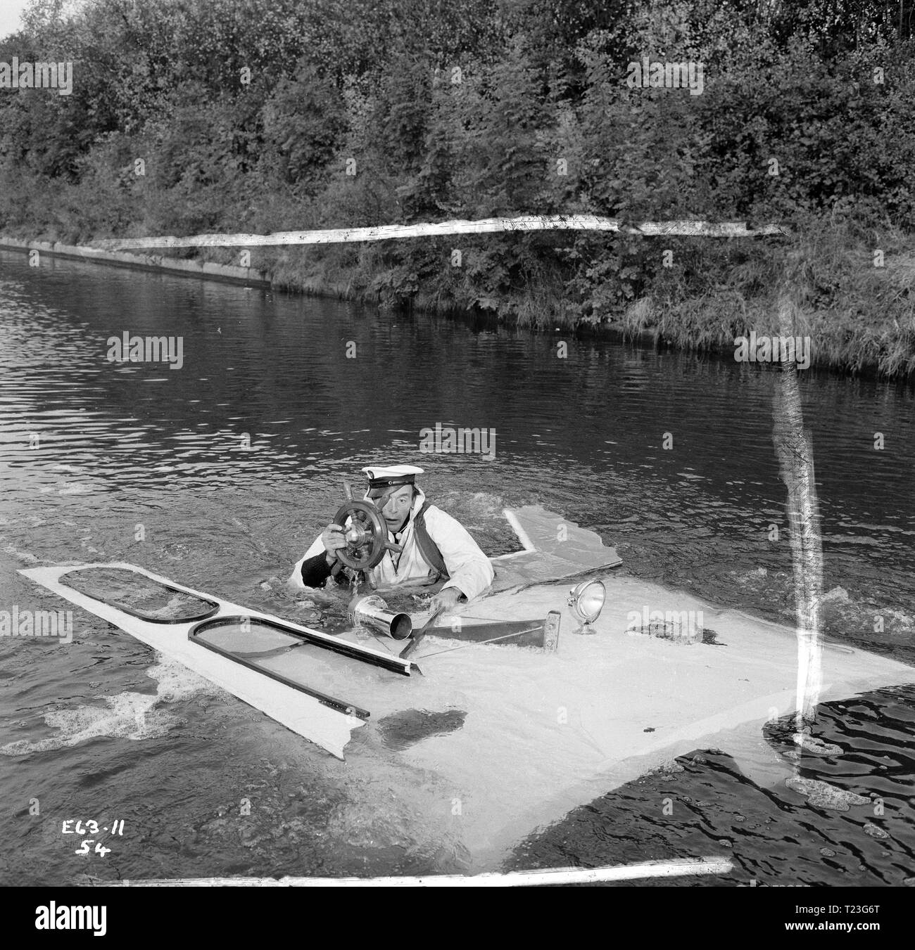 Eric sykes bargee 1964 hi-res stock photography and images - Alamy