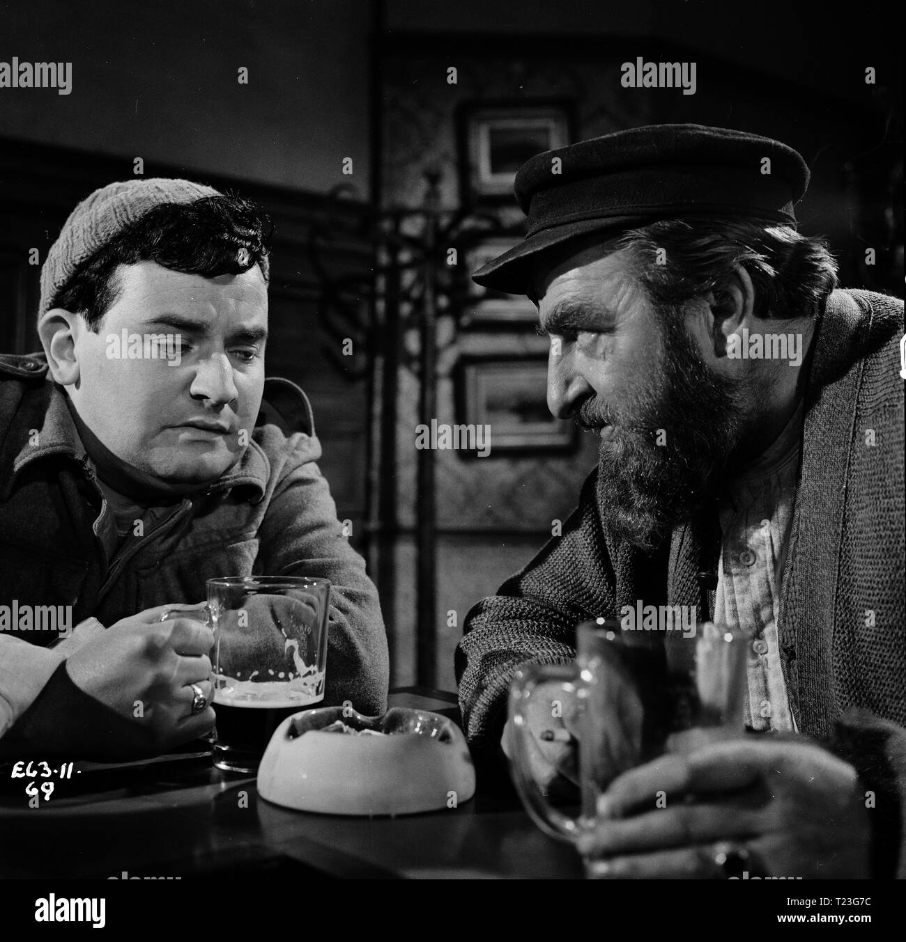 The Bargee (1964) Hugh Griffith, Ronnie Barker, Date: 1964 Stock Photo ...