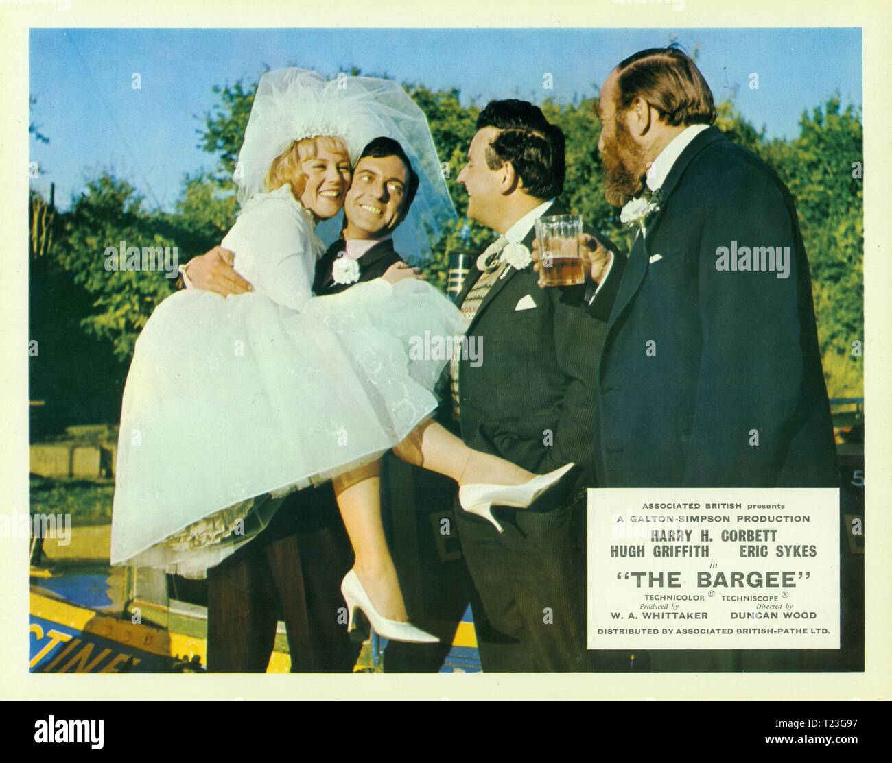 The Bargee (1964) Harry H Corbett, Hugh Griffith, Ronnie Barker, Julia ...