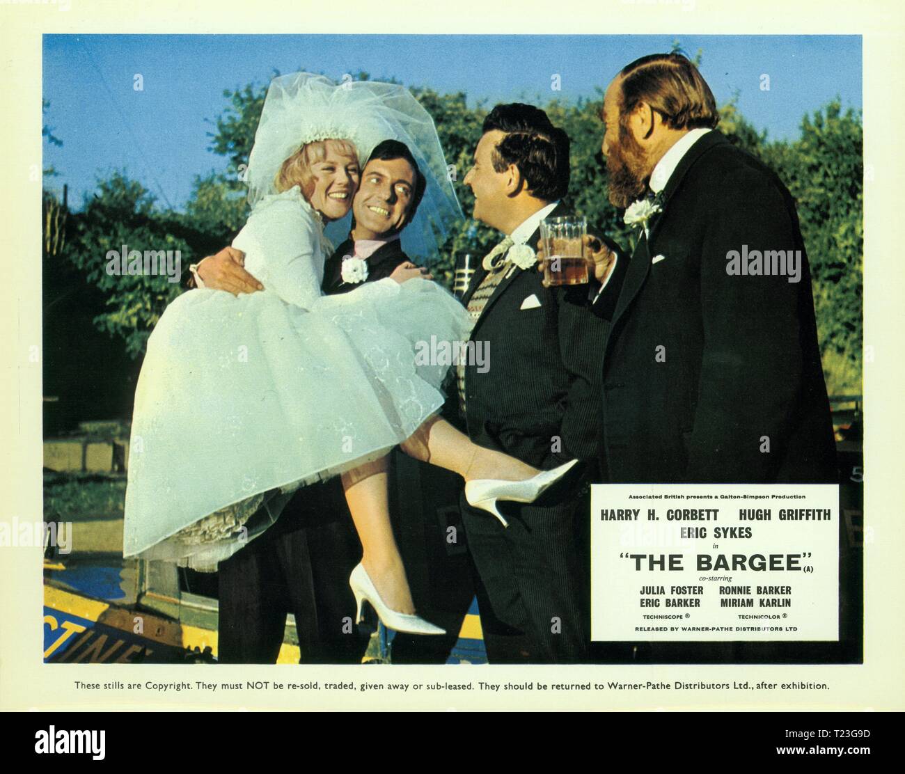 The Bargee (1964) Harry H Corbett, Hugh Griffith, Ronnie Barker, Julia ...