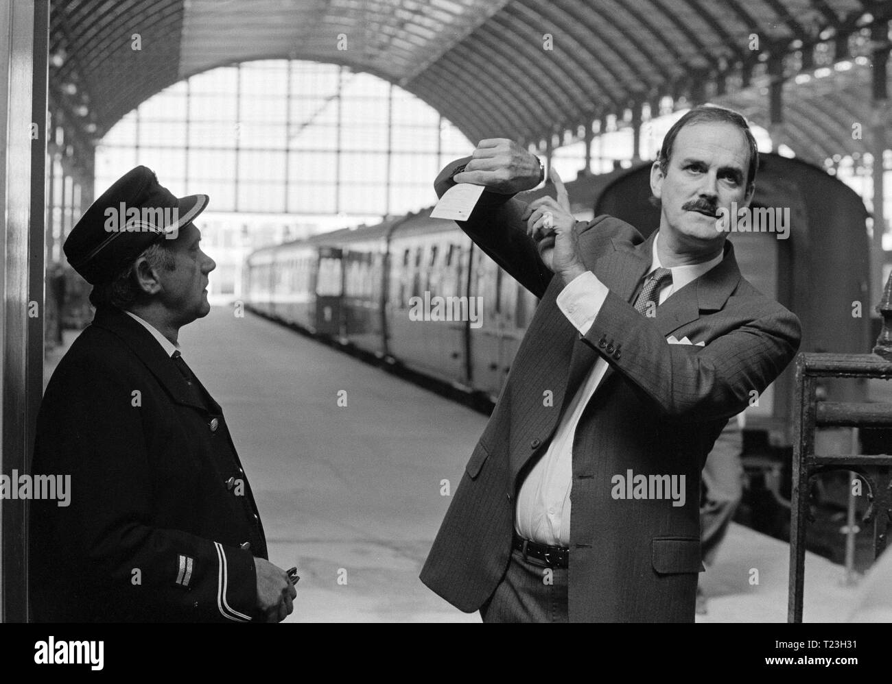 Clockwise (1986) John Cleese, John Bardon, Date: 1986 Stock Photo - Alamy