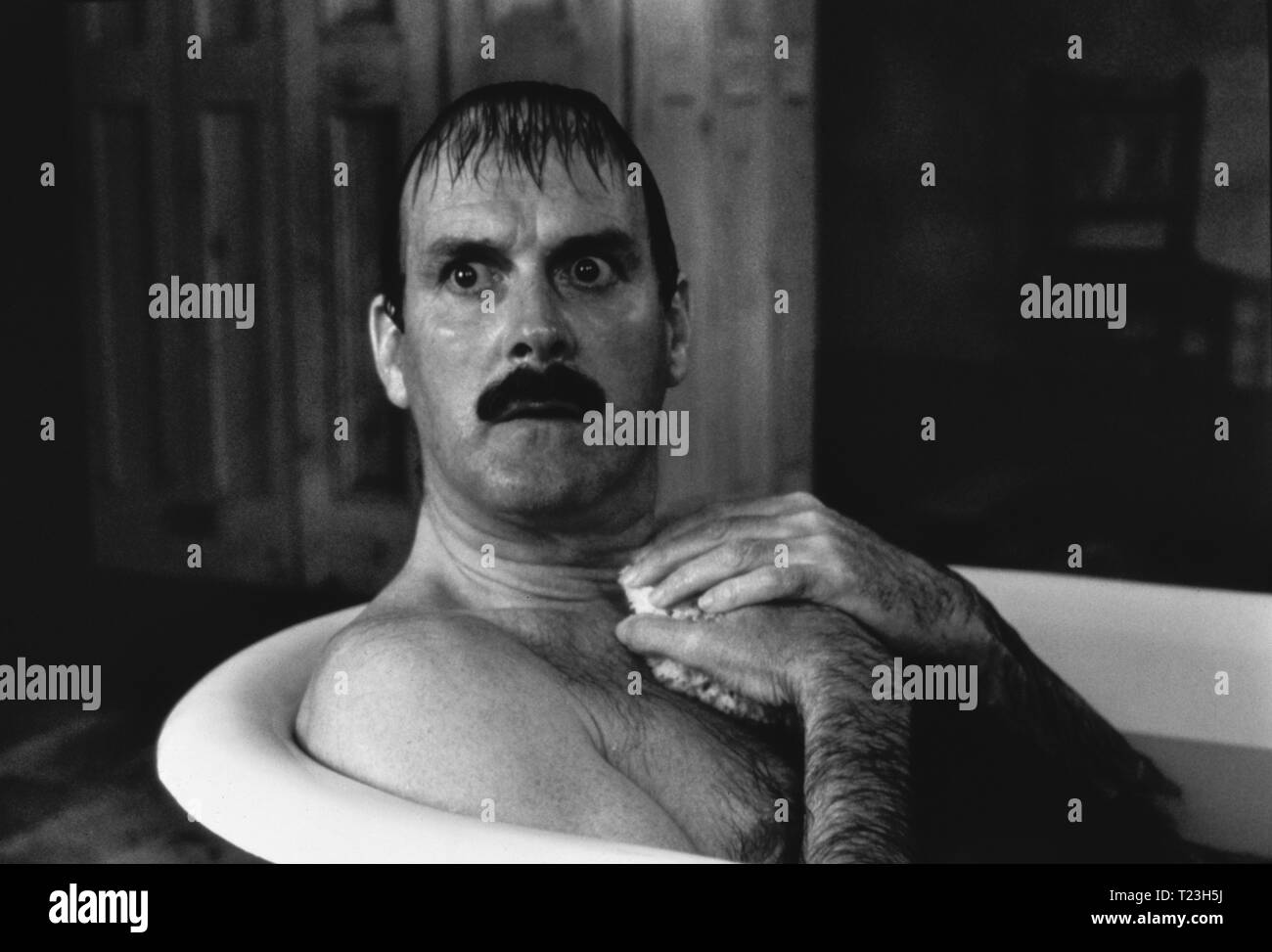 Clockwise 1986 john cleese hi-res stock photography and images - Alamy