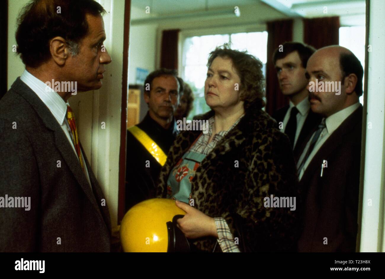Clockwise (1986) Pat Keen, Geoffrey Palmer, Nicholas Le Prevost, Date ...