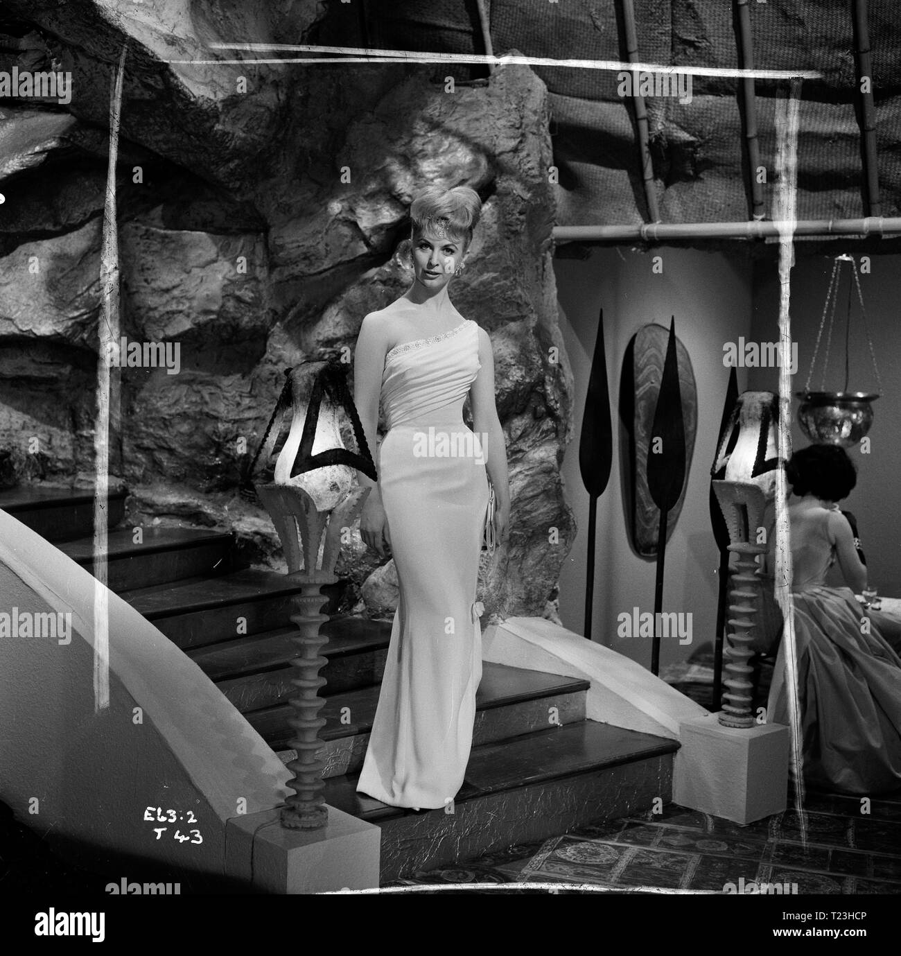 The Cracksman (1963) Nyree Dawn Porter, Date: 1963 Stock Photo - Alamy