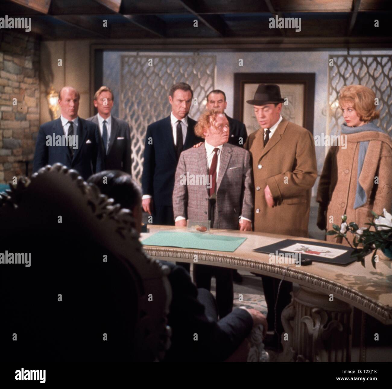 The Cracksman (1963) Charlie Drake, Nyree Dawn Porter, Eddie Byrne, Date: 1963 Stock Photo - Alamy