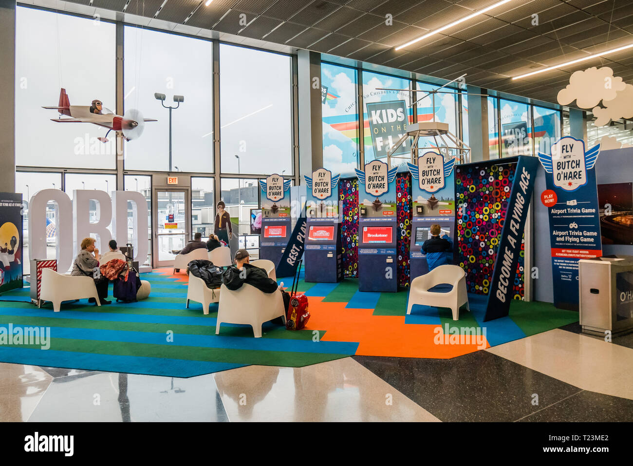 O'hare airport interior butch hi-res stock photography and images - Alamy