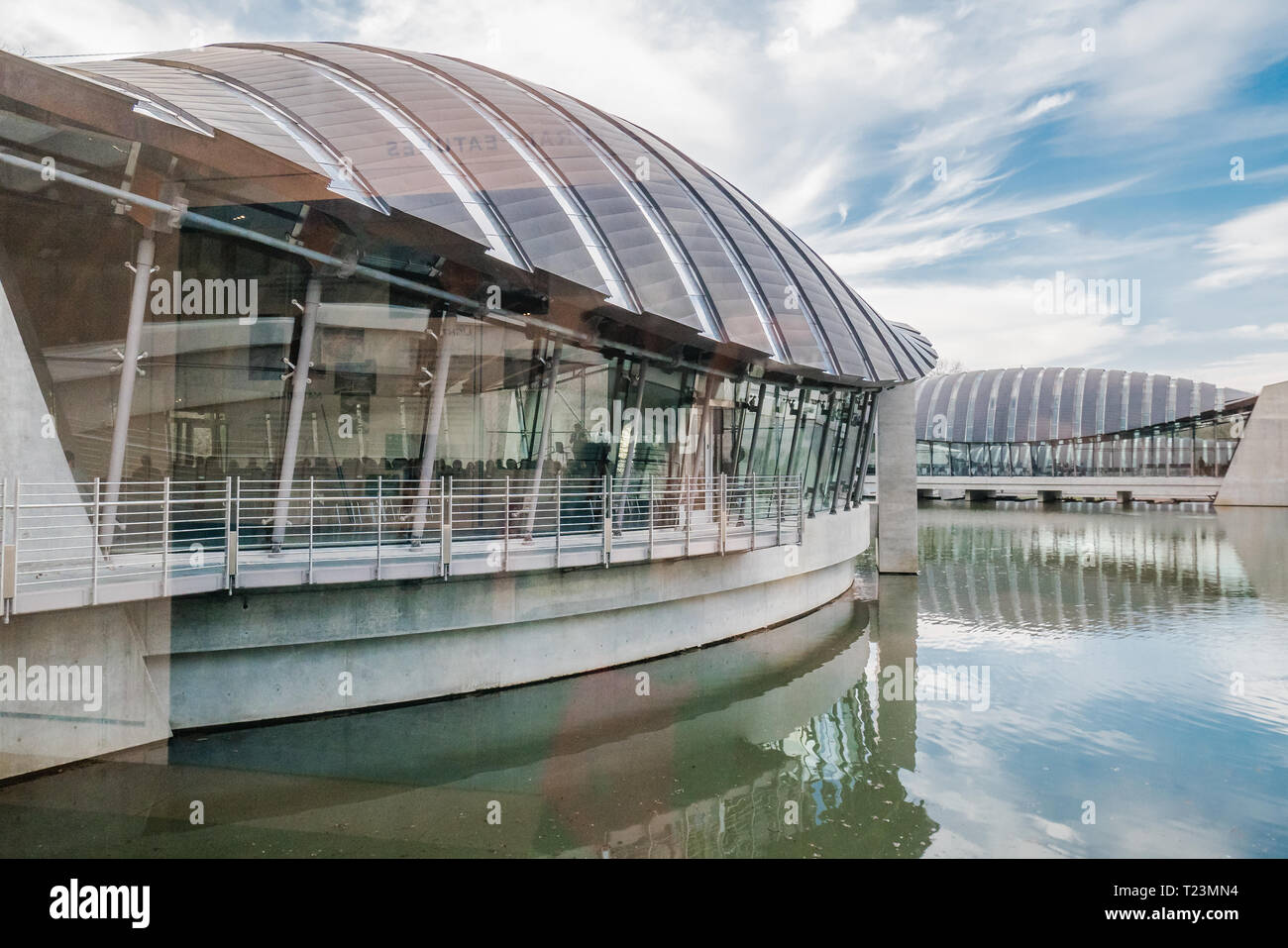 Crystal bridges hi-res stock photography and images - Alamy
