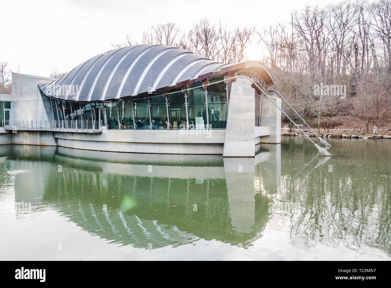 crystal bridges museum exterior Stock Photo - Alamy