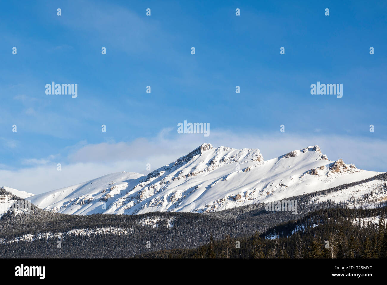 Canadian snowy landscape hi-res stock photography and images - Alamy