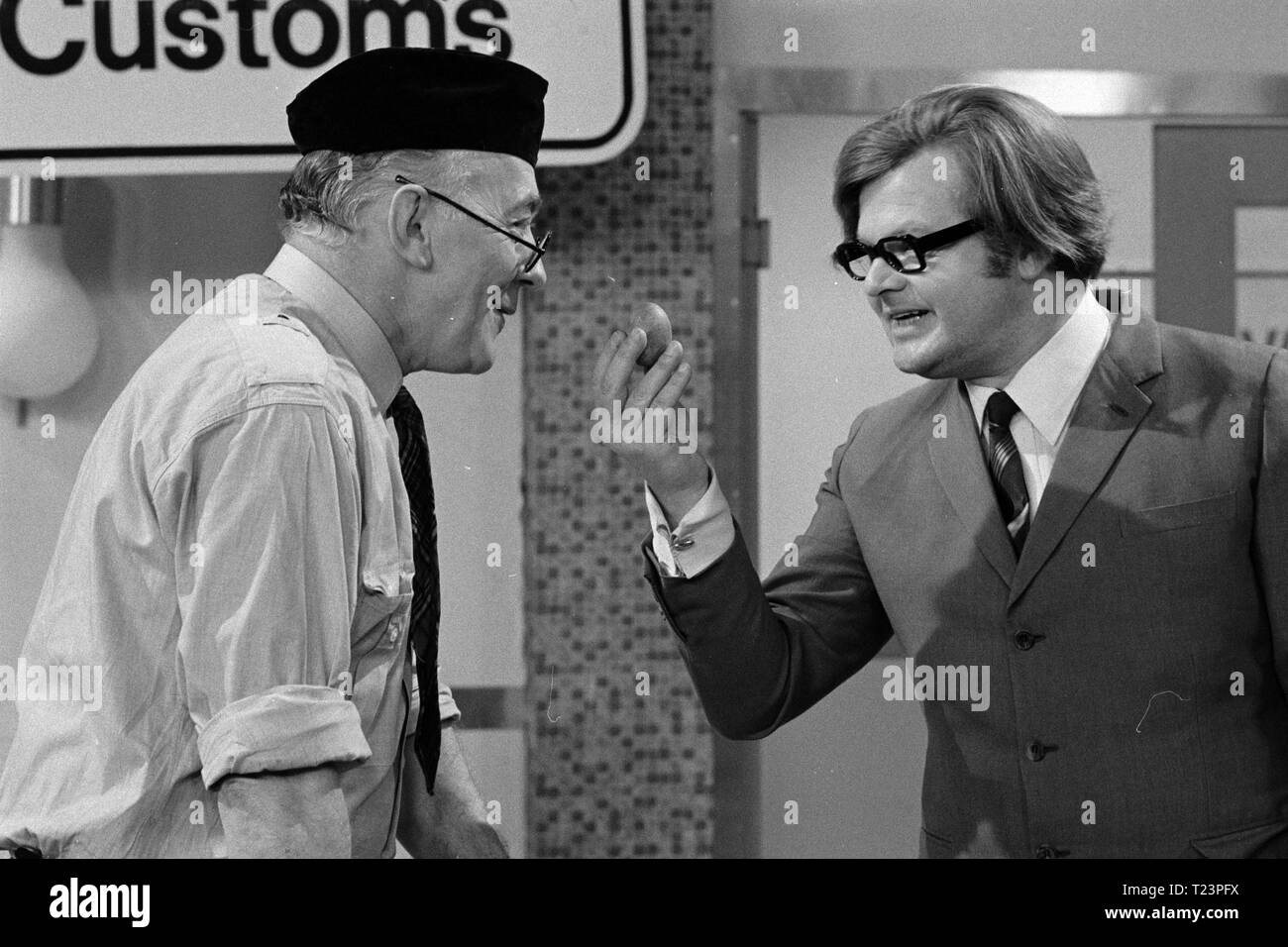 The Best of Benny Hill (1974) Benny Hill, Bob Todd, Date: 1974 Stock ...