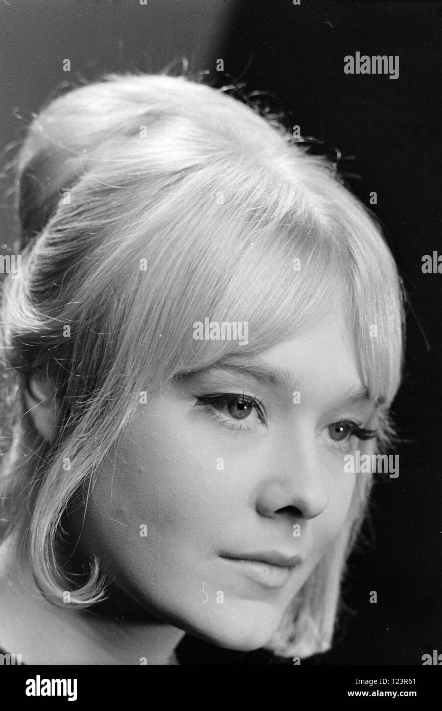 Natasha pyne hi-res stock photography and images - Alamy