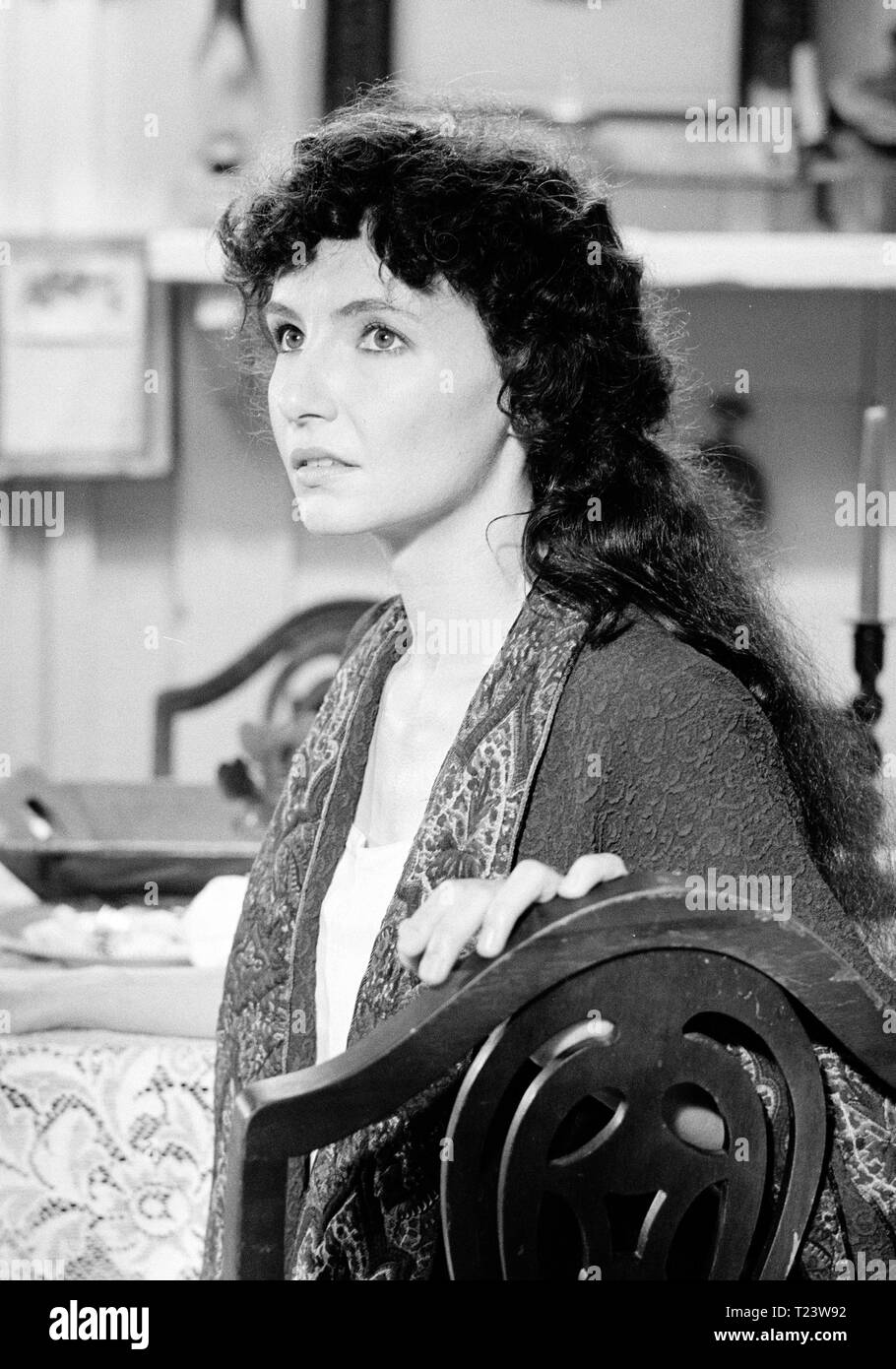 Mary steenburgen Black and White Stock Photos & Images - Alamy