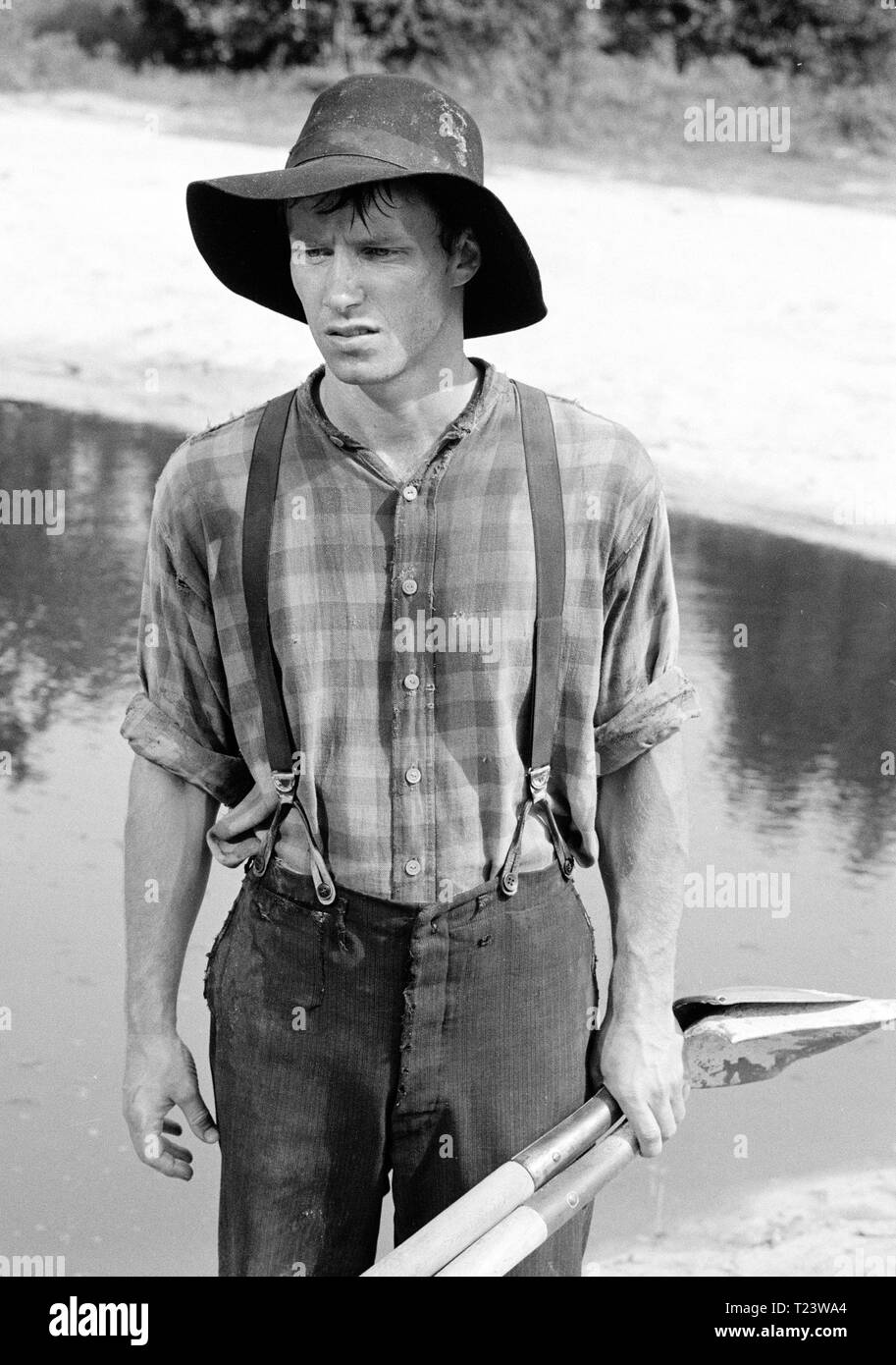 John hammond hi-res stock photography and images - Alamy